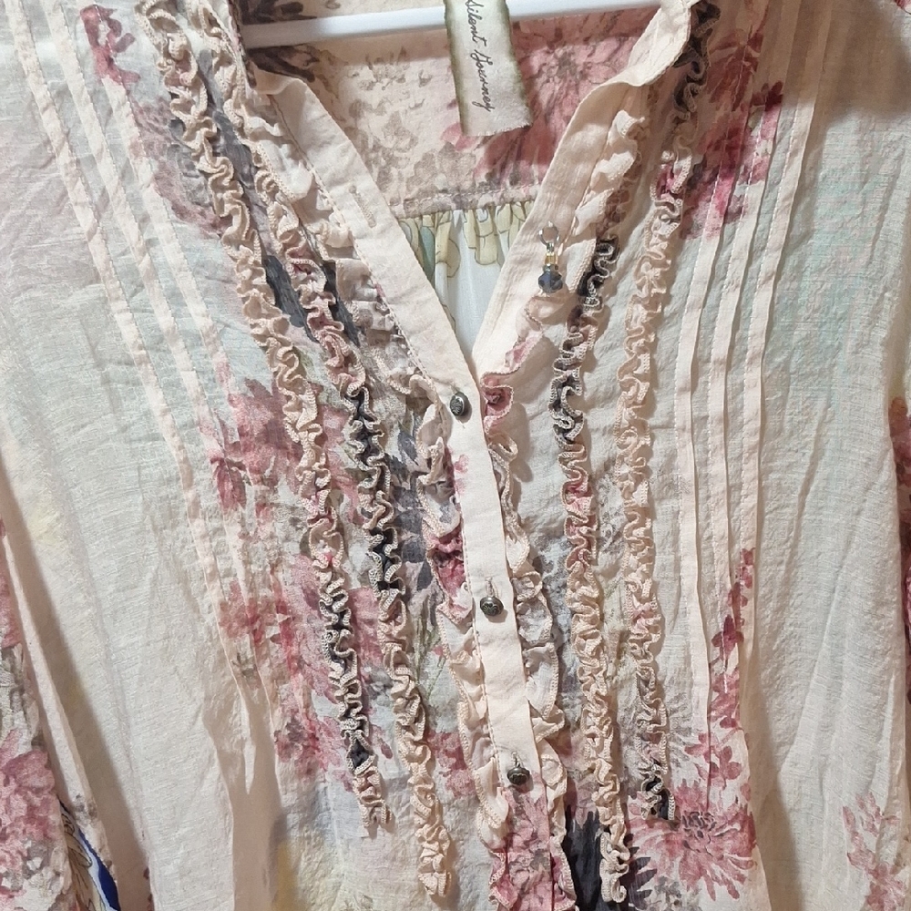 Aratta Silent Journey Floral Ruffle Blouse. L - Gem